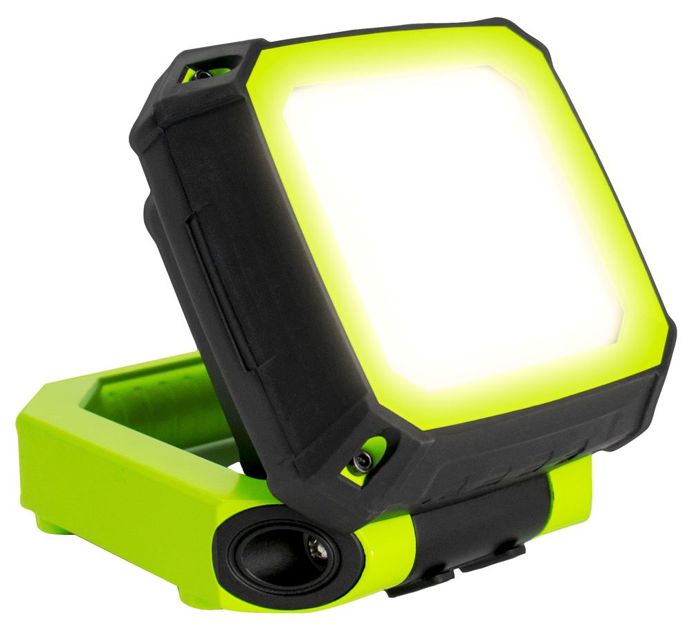 Luceco 750lm Compact Rechargeable Work Light | Telfords